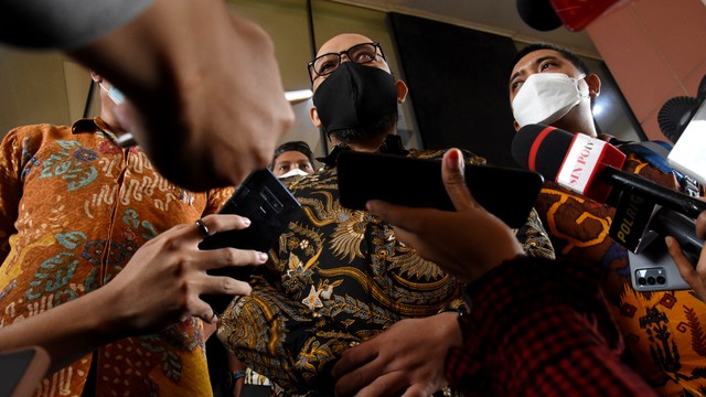 Kritikan untuk Luhut yang Sebut OTT Buat Negara Jelek | kumparan.com