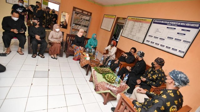 Kunjungi Desa Sirnaresmi, Gus Halim Terkesima Tradisi Adat ... Kunjungi Desa Sirnaresmi, Gus Halim Terkesima Tradisi Adat ...