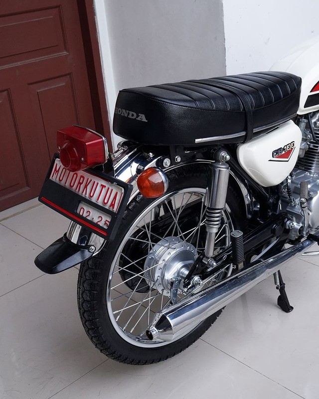 Spesialis Restorasi, Intip Biaya Tacap Motor Jadul Jadi Seperti Baru ...