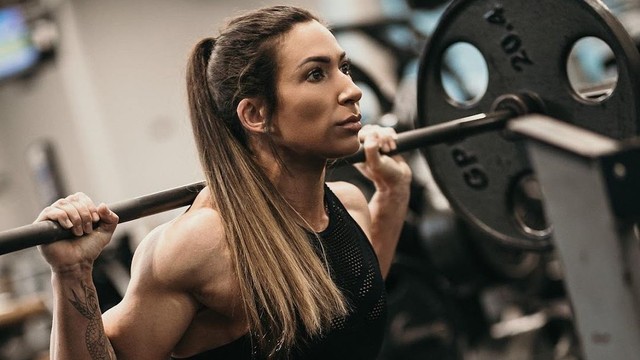 Lifter Wanita Ini Kenang Momen Lengannya Patah saat Angkat Beban 167 Kg ...