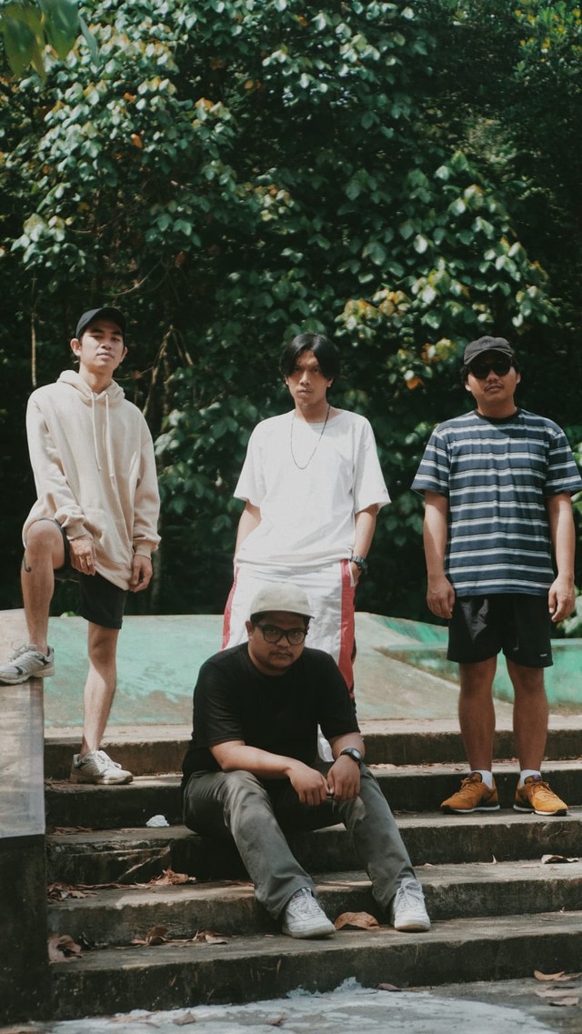 Discrusth Beri Warna Baru Skena Hardcore Punk Pontianak di Single ...