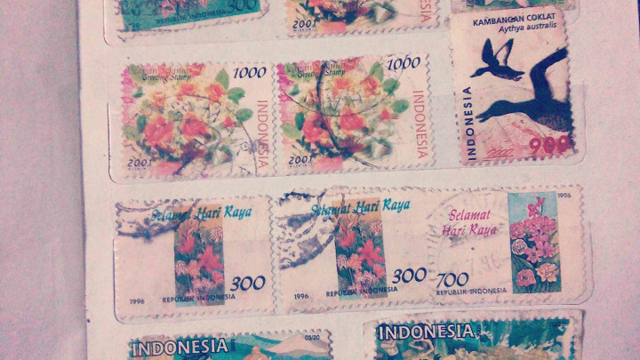 Filateli, Kegemaran Mengoleksi Perangko yang Sepi Peminat | kumparan.com