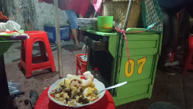 Memasak Resep Gultik Daging Sapi yang Enak dan Gurih | kumparan.com