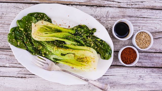 Resep Menu Sahur: Pakcoy Bawang Putih, Praktis dan Enak | kumparan.com