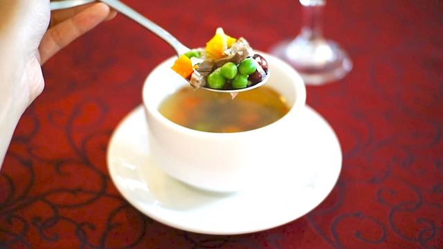 Resep Sup Merah Khas Surabaya, Kuahnya Segar | kumparan.com