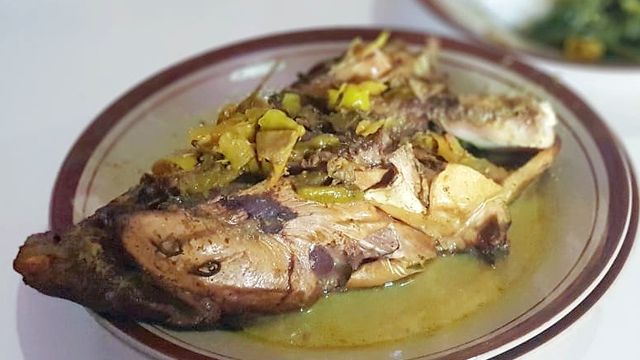 Resep Bumbu Mangut Ikan Pari yang Enak dan Bikin Nagih | kumparan.com