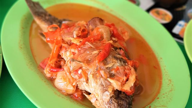 Resep Pecak Lele yang Gurih dan Lezat | kumparan.com