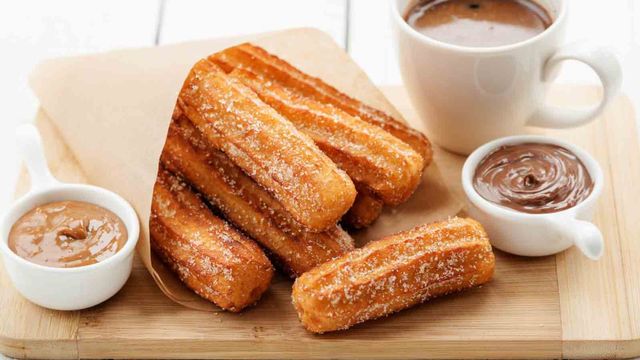 Resep Churros Renyah yang Gurih dan Anti Gagal | kumparan.com