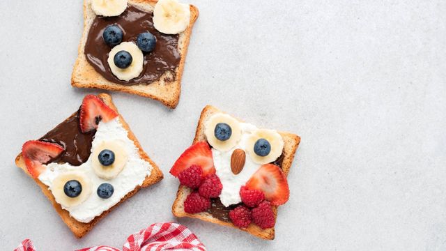 Resep Sarapan Anak: Roti Panggang Karakter Lucu yang Simpel | kumparan.com