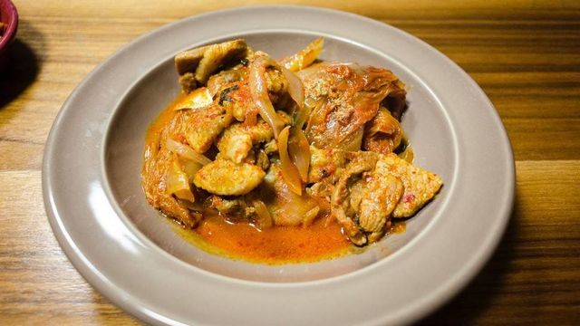 Resep Gepuk Daging Sapi Basah Khas Sunda yang Lezat | kumparan.com