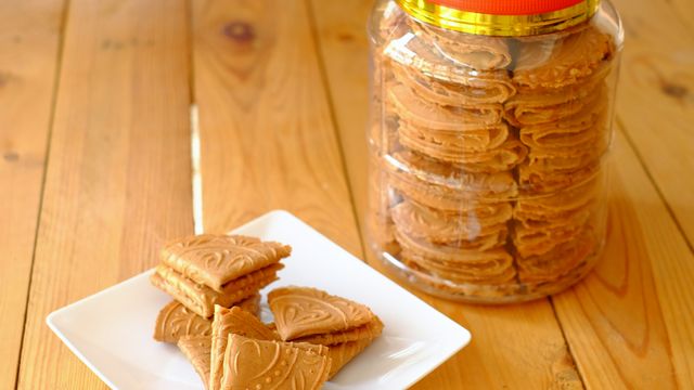 Resep Kue Semprong, Camilan Renyah dan Manis | kumparan.com