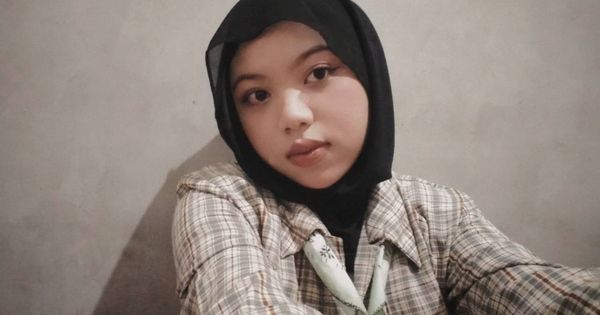 Konten dari hening ragil - kumparan