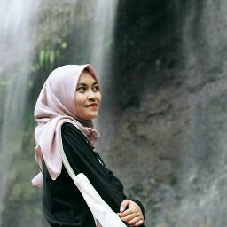 Konten dari Yumna Fiola dewi - kumparan