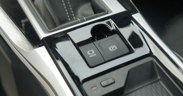 Rem tangan elektrik: Berita Rem tangan elektrik Terbaru dan Terupdate ...