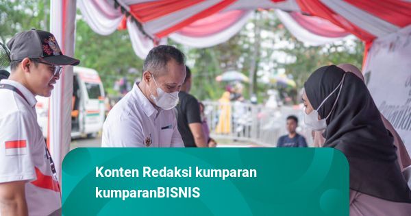 Telkom dan Kementerian BUMN Bagikan 1.000 Paket Sembako Murah di ...
