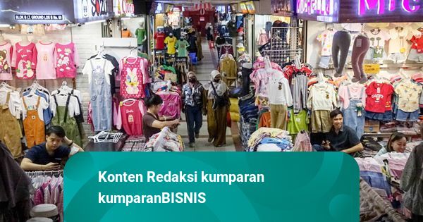 Foto: Suasana Pertokoan di Tanah Abang yang Kini Sepi Pembeli ...
