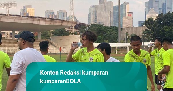 Jim Croque, Boham & Christoffel Nurut Arahan Shin Tae-yong di TC Timnas ...