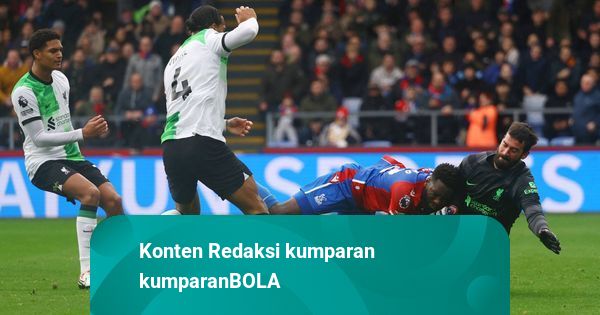 Hasil Liga Inggris: Dihiasi Kartu Merah, Liverpool Comeback Hajar ...