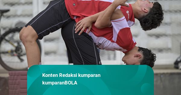 Cerita Masa Kecil Timothy & Matthew Baker: Akur, Rajin Main Bola ...