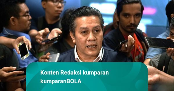 Gusti Randa: Dulu Penyanyi, Kini Orang Nomor Satu di PSSI | kumparan.com