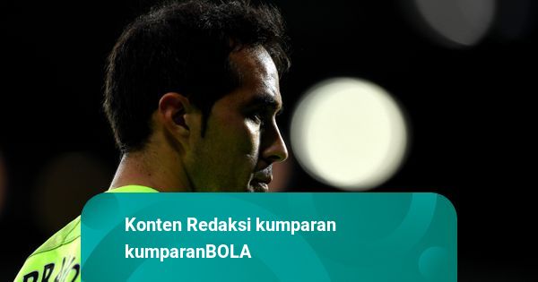 Bravo Cedera ACL, Stok Kiper City Menipis | kumparan.com