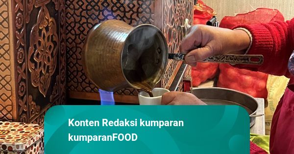 Menikmati Seteguk Kehangatan Kopi nan Kental Khas Turki di Kastil ...
