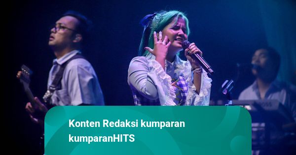 Gelar Tur Konser Mengudara di Jakarta, Idgitaf Dapat Boneka dari ...