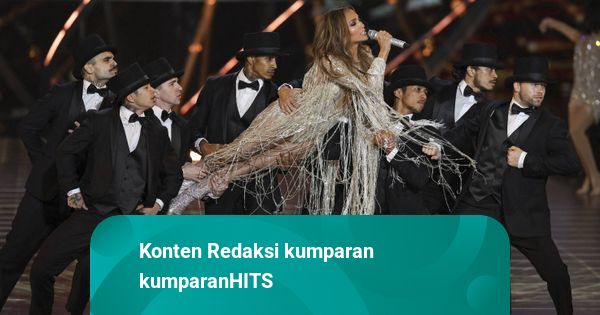 Foto: Penampilan Energik Jennifer Lopez saat Memeriahkan Riyadh Season ...