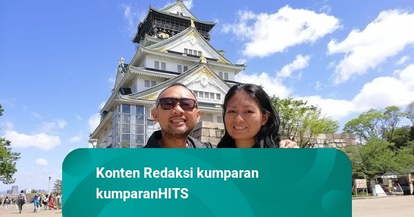 Melihat Momen Kebersamaan Ronal Surapradja bersama Istri Selama 14 ...