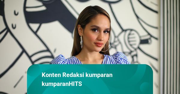 Cinta Laura Tampil Kocak di Serial Comedy Island Indonesia | kumparan.com