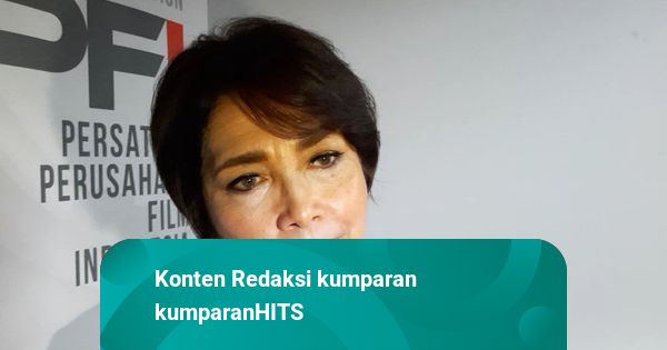 Widyawati Raih Penghargaan di 'Asia Pacific Film Festival' | kumparan.com