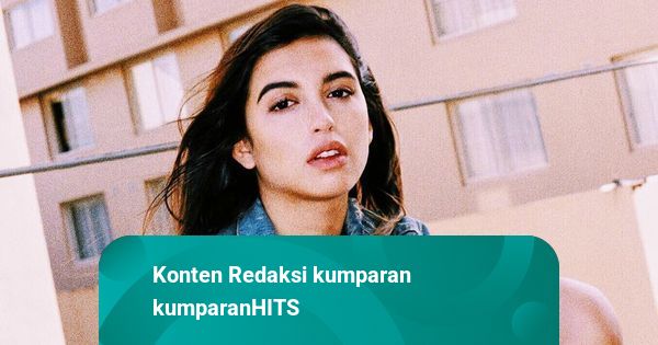 Jess Kent Jadi Pembuka Konser Coldplay di Singapura | kumparan.com