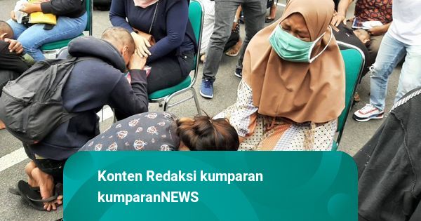 77 Anggota Geng Motor Makassar Sujud ke Ortu setelah Ditangkap saat ...
