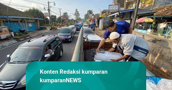 Horor Macet di Cipanas Berlanjut Pagi Ini, Sopir Truk Pengangkut Es ...