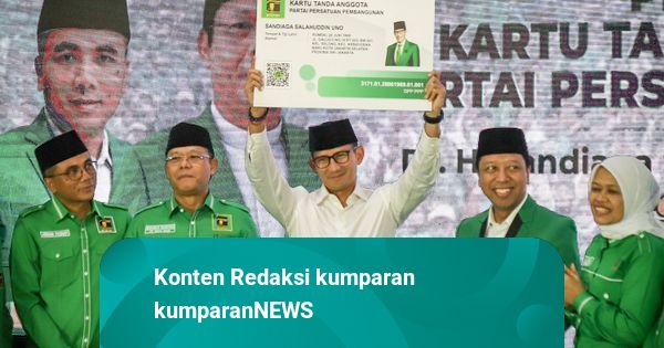Foto: Senyum Sandi saat Resmi Jadi Kader PPP | kumparan.com
