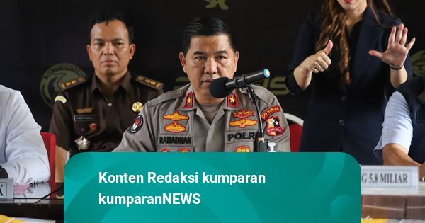Baintelkam Polri Terbitkan SKCK Gibran Rakabuming | kumparan.com