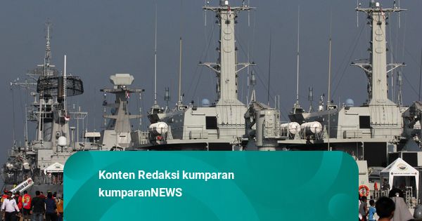 Foto: Warga Surabaya Serbu Naval Base Open Day di Koarmada II ...