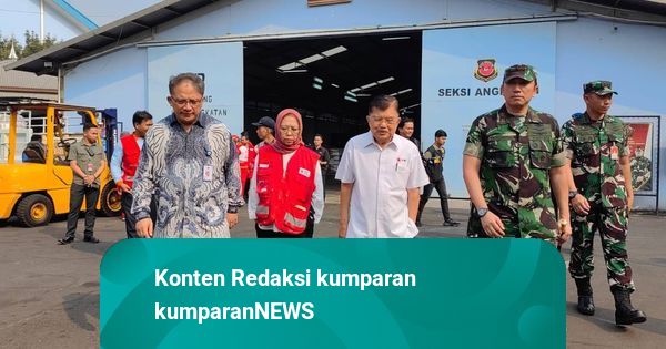 Jusuf Kalla Cek Bantuan PMI untuk Palestina di Halim Perdana Kusuma ...