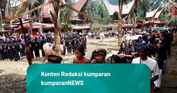 Foto: Melihat Prosesi Upacara Adat Rambu Solo di Toraja, Sulawesi ...