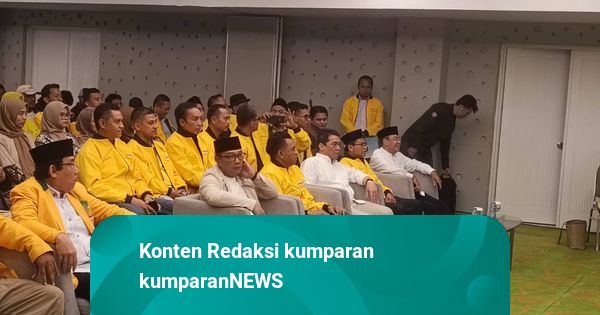 Ditemani Ketua Timses, Ridwan Kamil Terima Dukungan Relawan 'PRJ ...