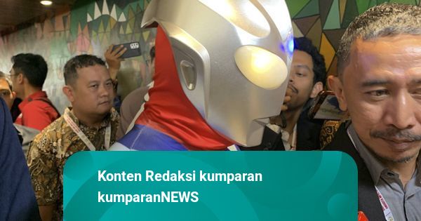 Ini Alasan Jamaludin Malik Berkostum Ultraman di Acara Pelantikan DPR ...