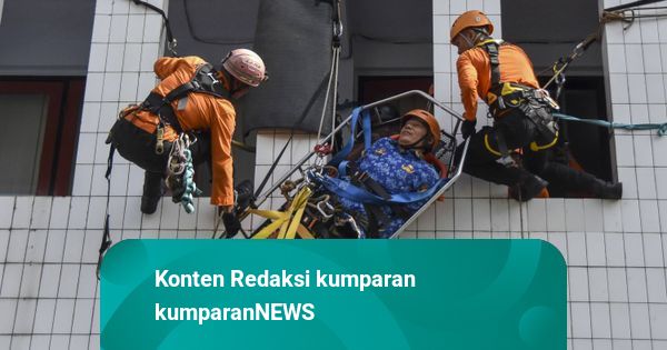 Foto: Aksi PNS dan BPBD Ciamis Simulasi Mitigasi Gempa Megathrust ...