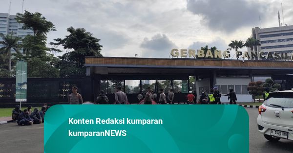 5.021 Personel TNI-Polri Diterjunkan Amankan Demo Terkait RUU TNI di ...