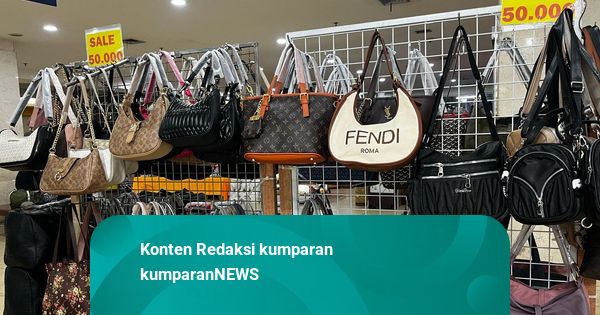 Menyambangi Mangga Dua yang Disebut AS Sarang Produk Bajakan | kumparan.com