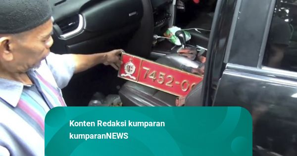 Polisi: Fortuner Pemicu Tabrakan di Depan Halte Transj Utan Kayu Mobil ...