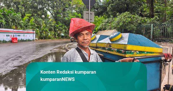 Dari Dipikul Hingga Dikayuh, Separuh Abad Hidup Suhanda di Jalanan ...