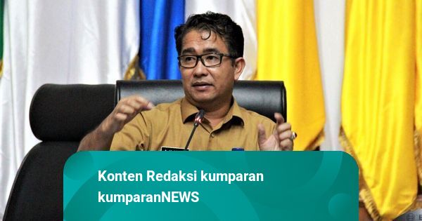 Kemendagri Persilakan Anggota DPRD DKI Pakai Pin Emas | kumparan.com