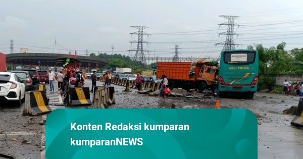 Bus Asli Prima Ngebut Hantam Truk di Jalur Berlawanan Tol Cikupa ...
