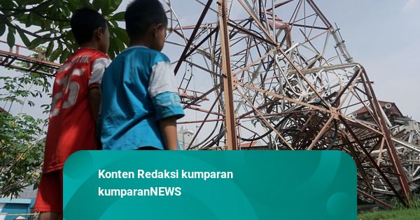 Foto: Kondisi Tower RRI yang Roboh di Radio Dalam | kumparan.com