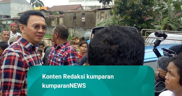 Ahok: Jadi PHL Tak Harus Bisa Baca dan Berusia Muda | kumparan.com